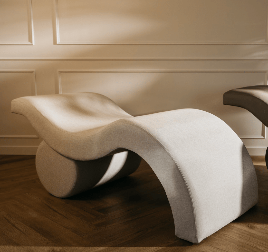 Custom Ergonomic Beauty Beds | Used by Lash, Brow, PMU, Spa Artists