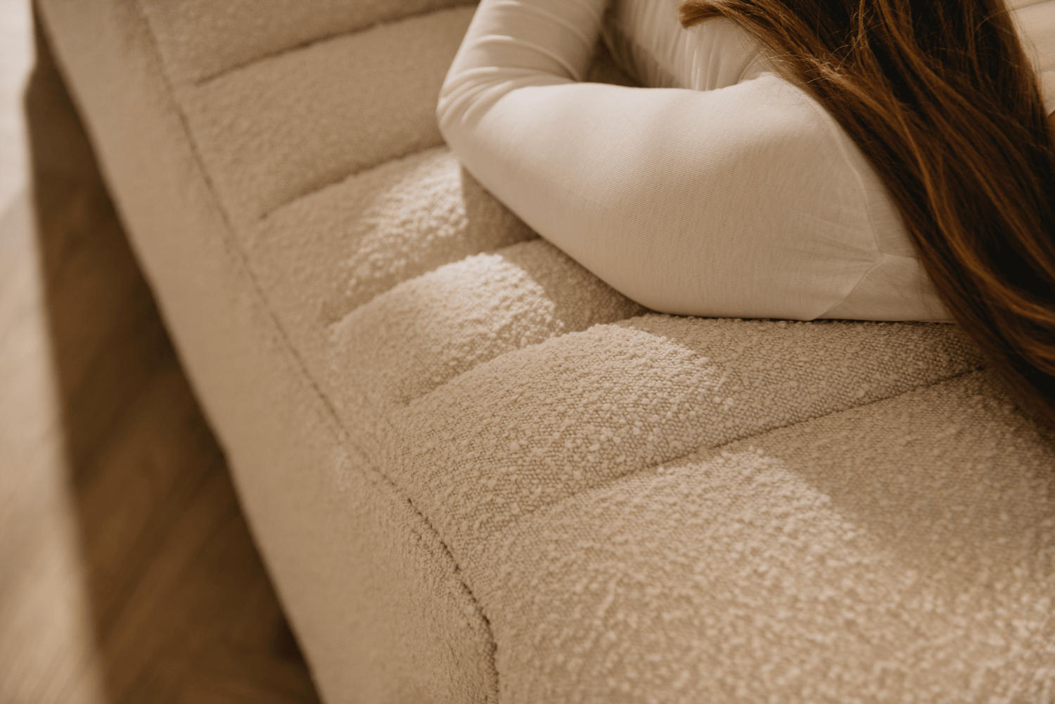 Custom Ergonomic Beauty Beds | Used by Lash, Brow, PMU, Spa Artists